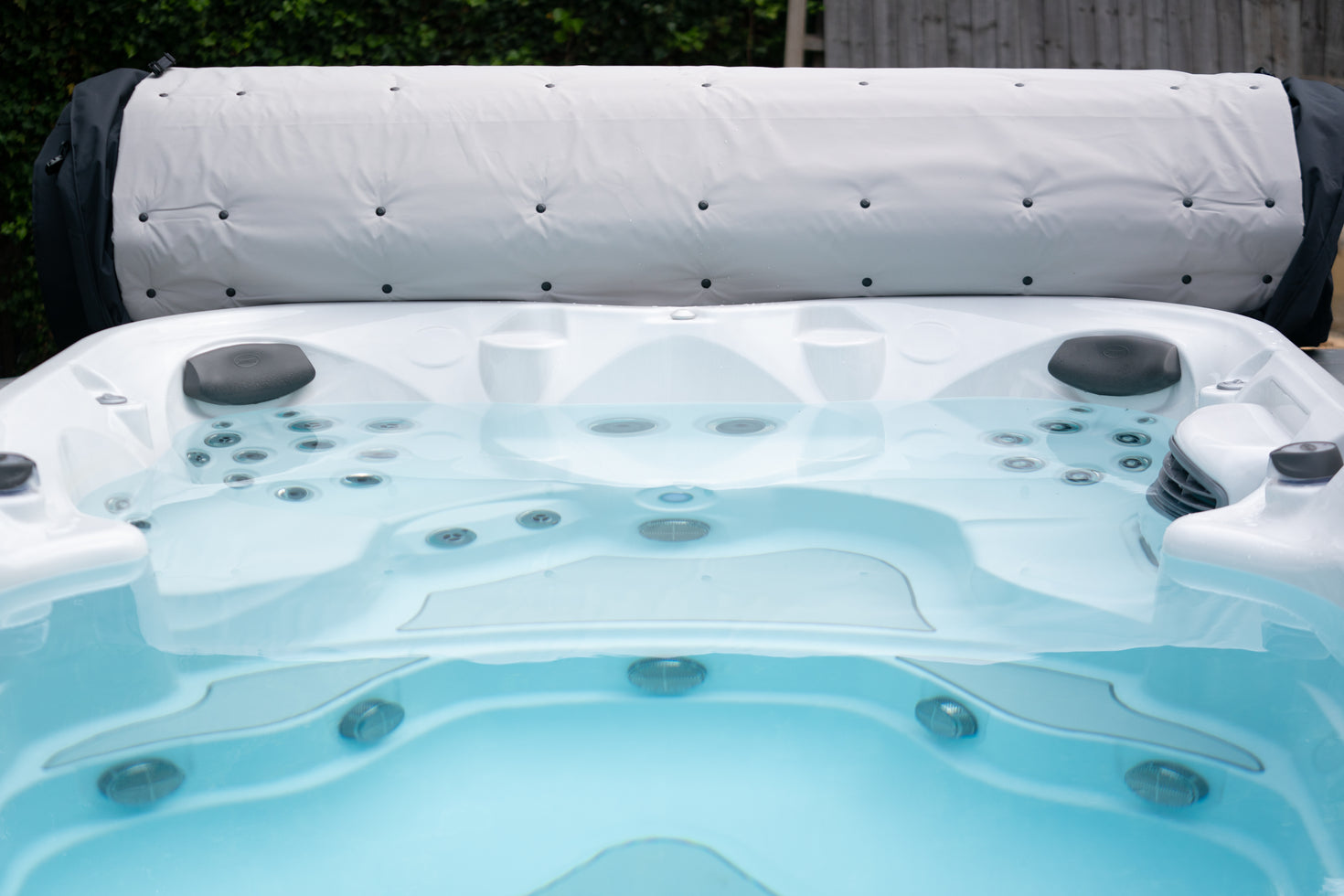 Jacuzzi 16ft Power Pro Swim Spa – Steepleton